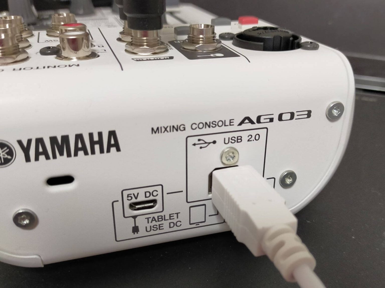 【実例動画あり】iPhoneと電子ピアノを繋いで演奏動画を撮る方法（YAMAHA AG03） | PHILOSODOMY記録簿